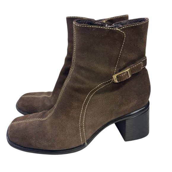 Clarks | Shoes | Clarks Brown Suede Stacked Heel Boot Size 7m | Poshmark